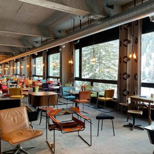 10 Best Places To Write In (Inspirational Writing Spots)